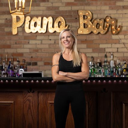 Dueling Pianos Under the Stars - Ivory Room Piano Bar