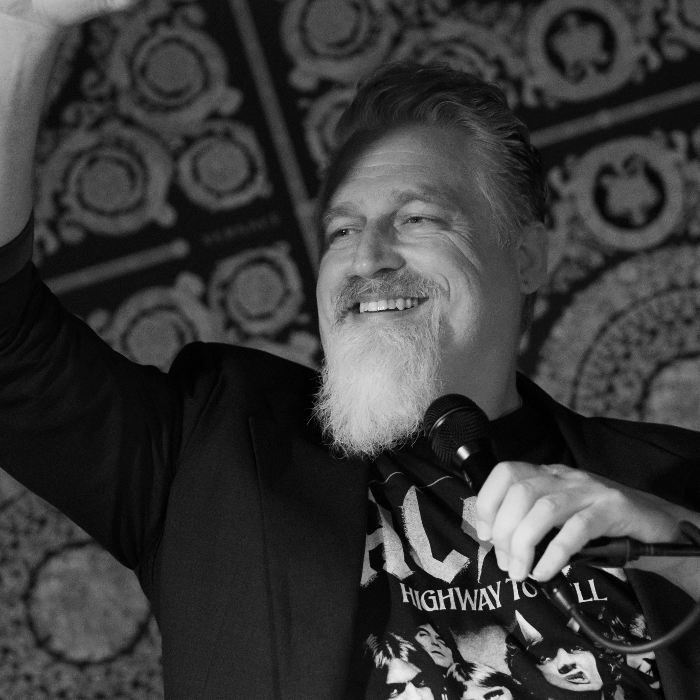 Piano Players - Ivory Room Piano Bar